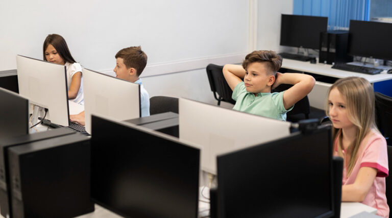 How to Run a Classroom Hackathon | CodeMonkey